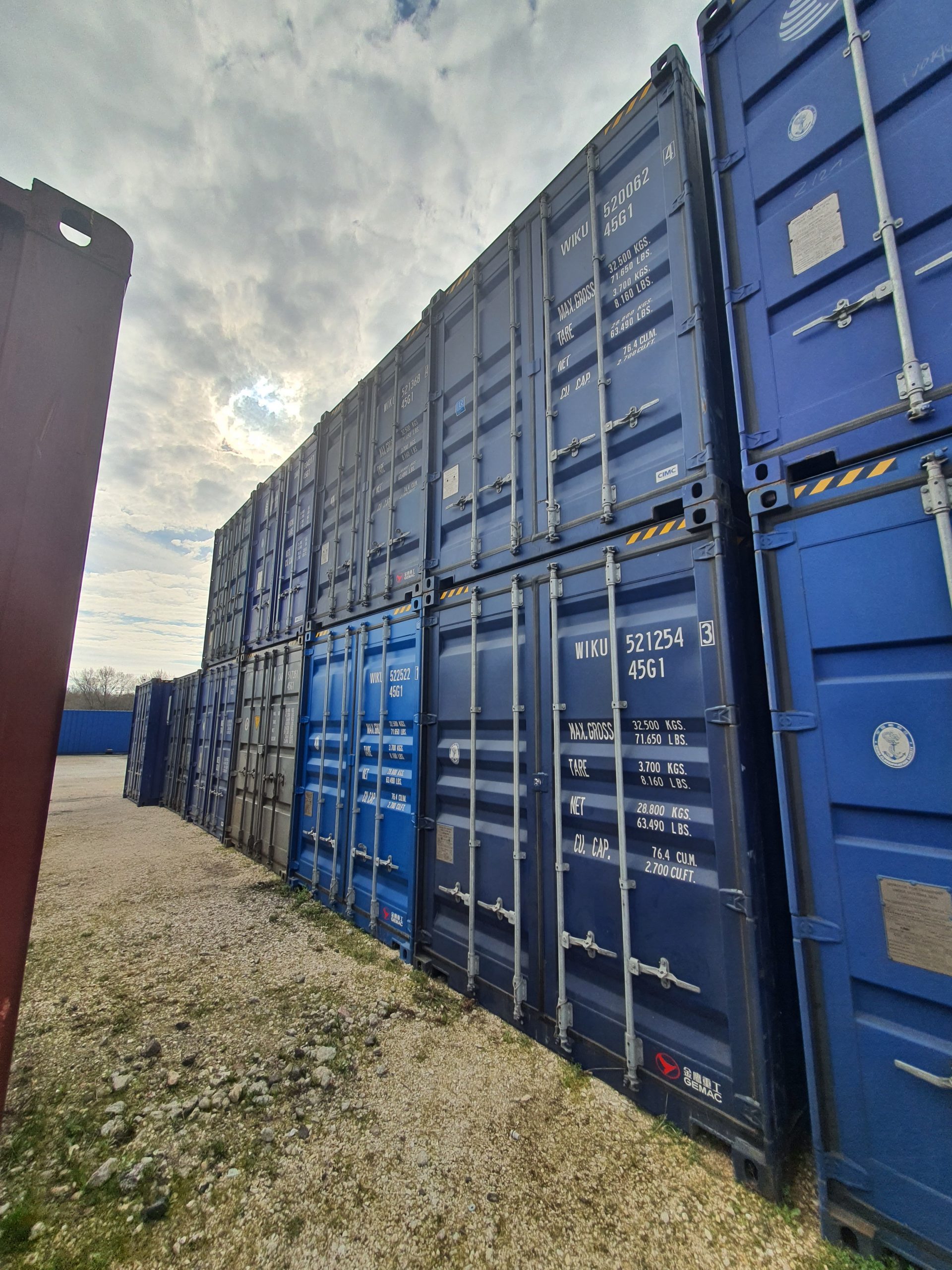 Containers - Silver Runner